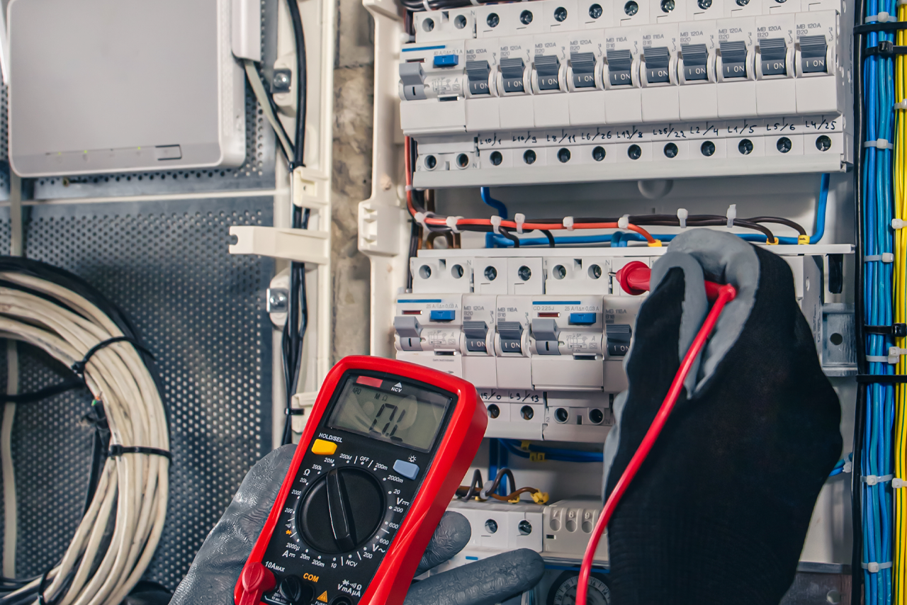 Elektro-Installation - Busch Elektrotechnik